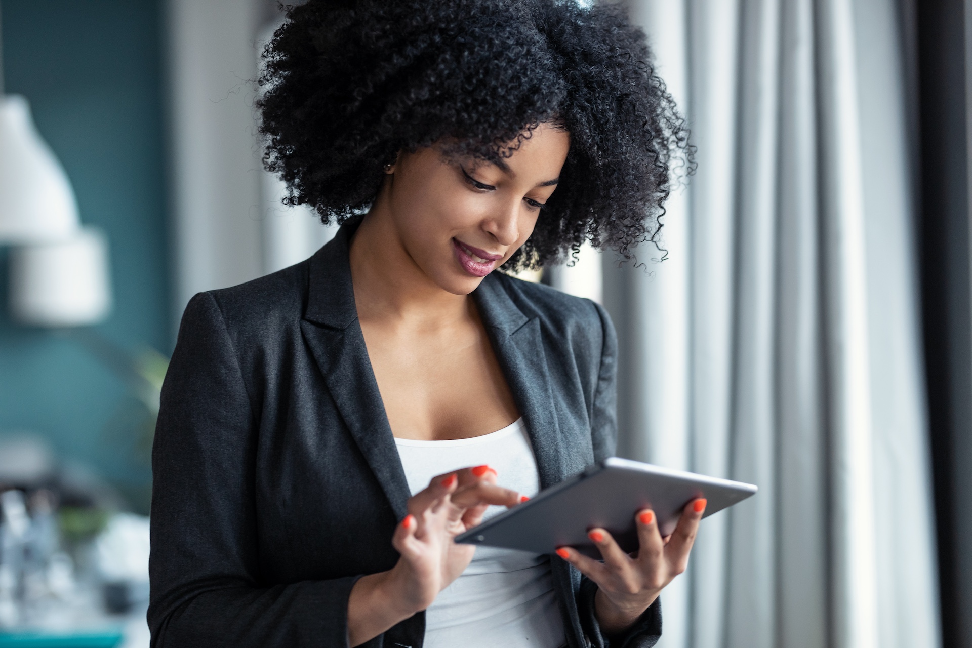 The Ultimate Guide to Omnichannel | NIQ